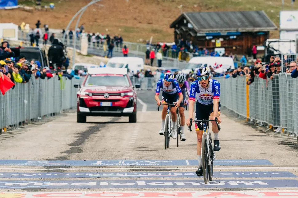 Pro Log: Reims to host 2028 Tour de France Grand Départ; Eulálio still ...