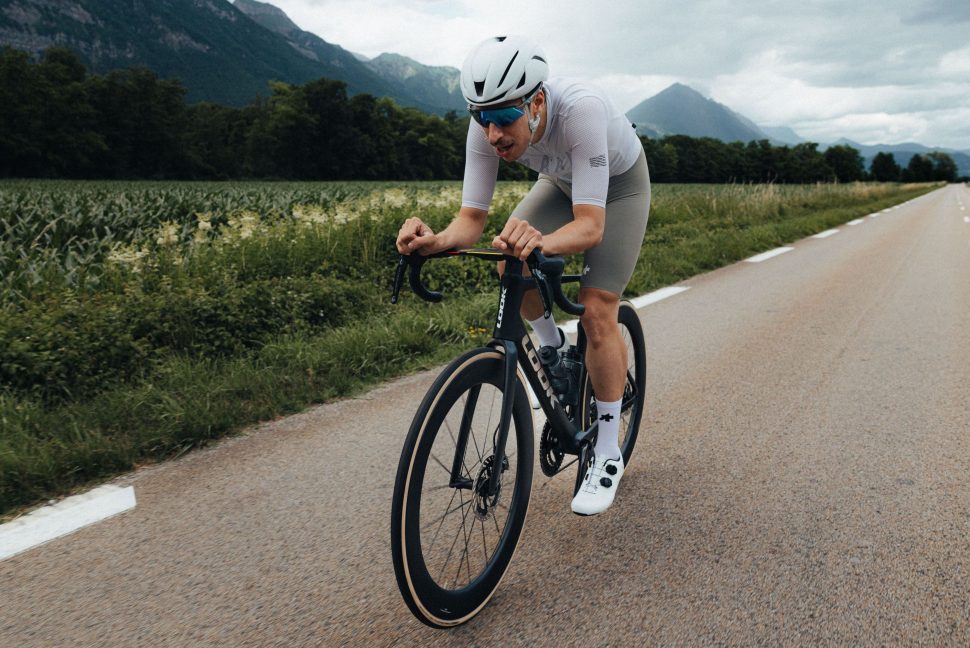 New Look 795 Blade RS is claimed 15 watts more aero and 160g lighter ...